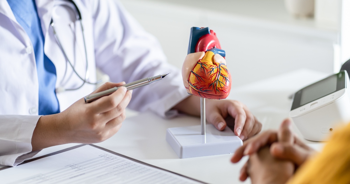 Wearing a Heart Monitor for 2 Weeks: What You Need to Know | Heart ...